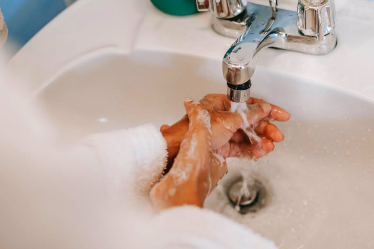 Top 5 Best Liquid Laundry Detergents 2026 - Pixelfy blog